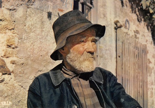 BR71920 cantal un vieil auvergnat types folklore costumes ethnic france ...