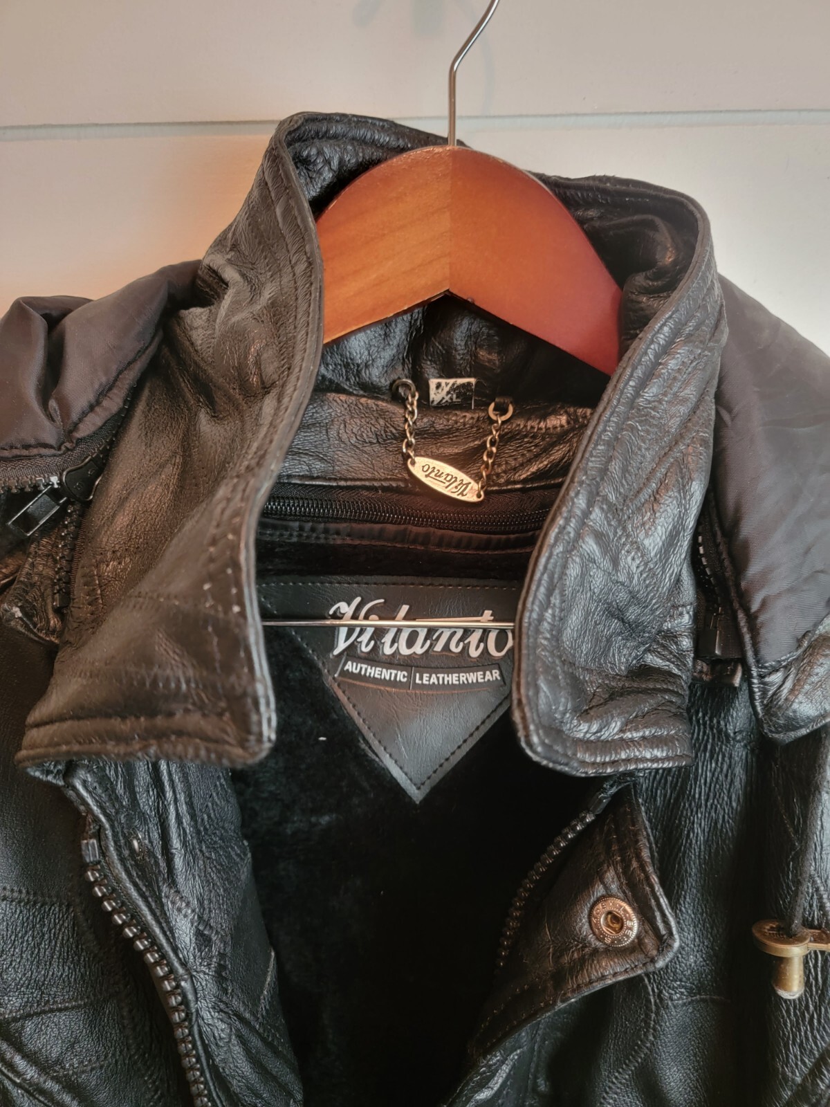 Vintage Vilanto Leather Jacket Size XL. Long cut/belt… - Gem