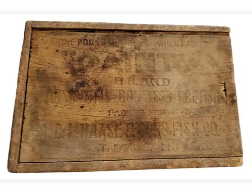 Vintage Wood Primitive Candle Box with Finger Joints and Sliding Lid ...