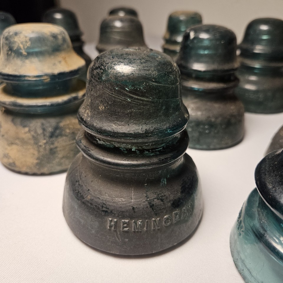 Lot of 13 Vintage Electrical Glass Insulator Hemingray #19, #40, #42 ...