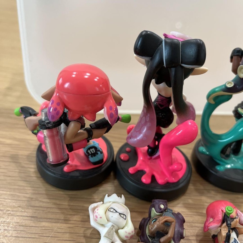 Splatoon Amiibo Set of 4 with Bonus Figures Marina Callie Inkling Girl ...
