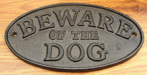 "BEWARE OF THE DOG'' Cast Iron Oval Sign Kennel Rustic Brown 9"wide ...