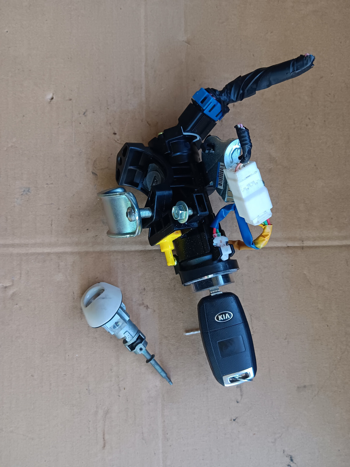 2012-2015 Kia Rio Ignition Switch With Key | OE