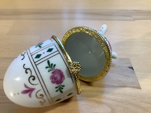 Porcelain Easter Egg Hinged Trinket Box Footed | eBay