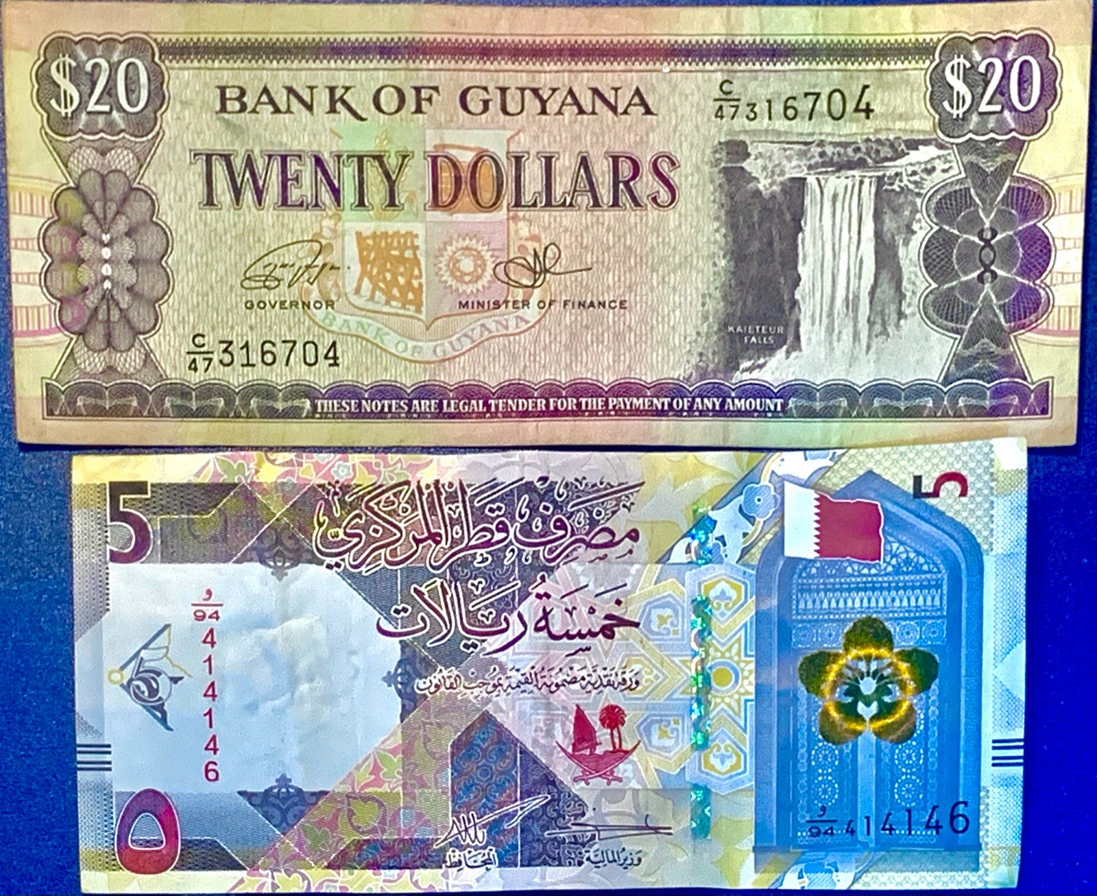 TWO NOTES BANK OF GUYANA & BANK OF QATAR / 20$ & 5QAR / 1996 & 2022 ...