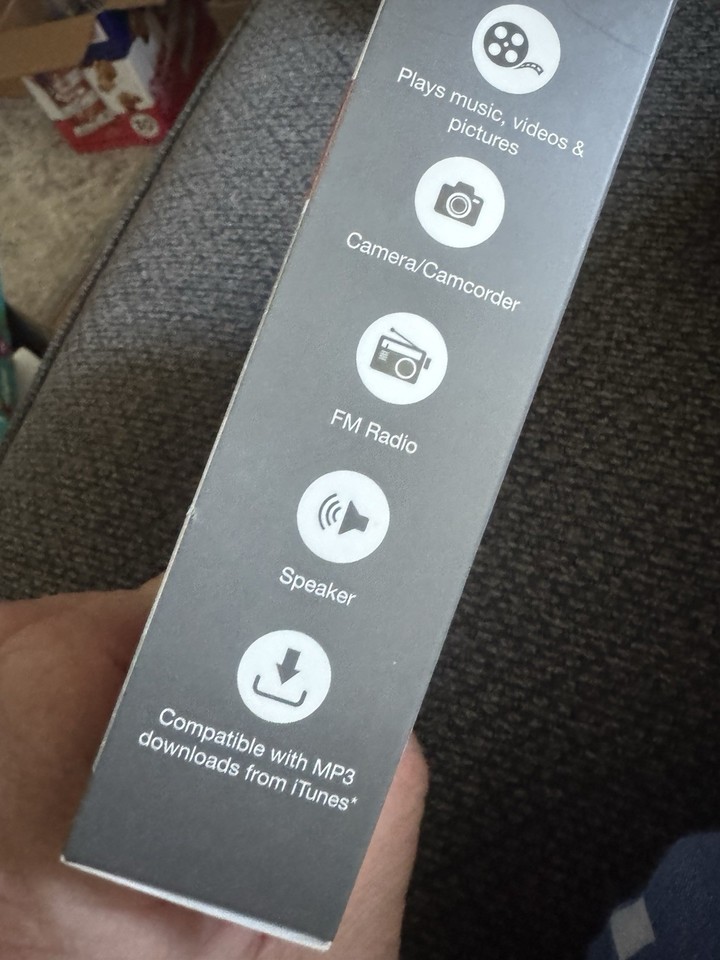 Eclipse 180 Pro 4GB Video and MP3 Player, FM Tuner, Camera, Rechargeable | eBay