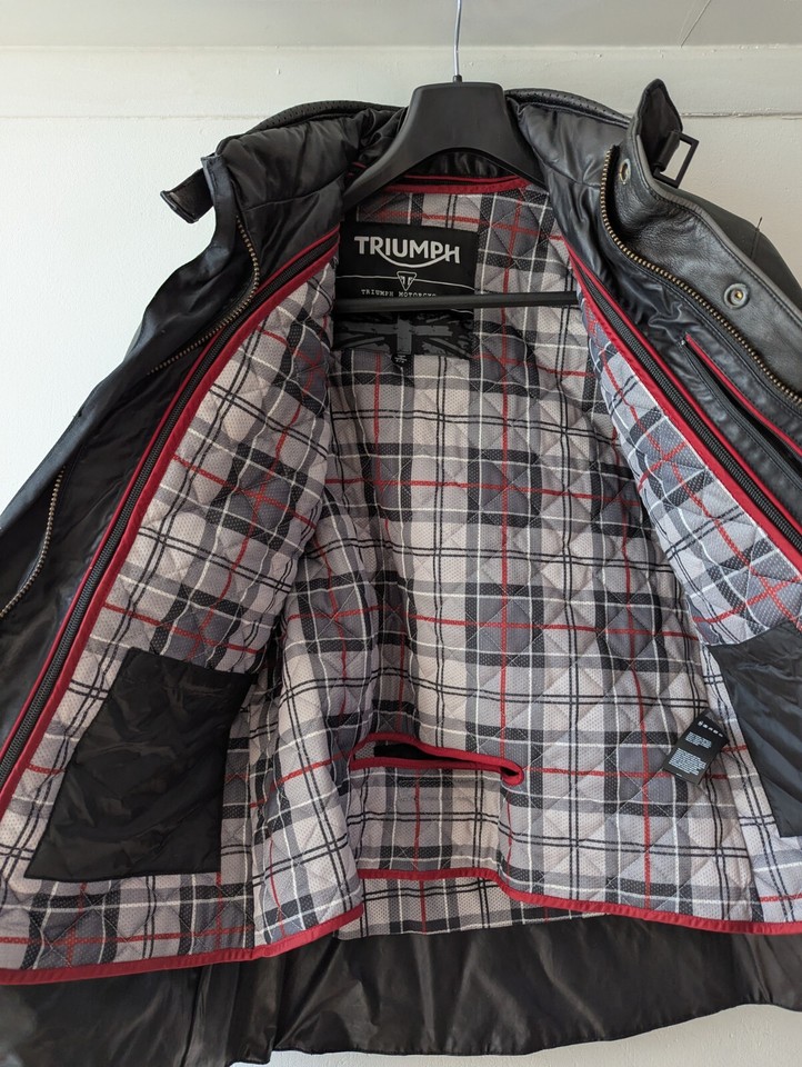 BARBOUR X TRIUMPH LEATHER MOTORCYCLE JACKET - M - RETAILS FOR £495 ...