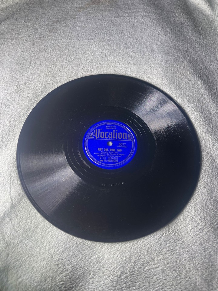 VOCALION Record 78 rpm 5577 I CANT RESIST YOU / KNIT ONE PURL TWO | eBay