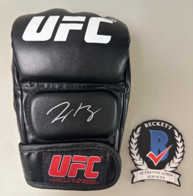 MAX 'Blessed' HOLLOWAY BMF Hand Signed 4oz UFC Glove + Beckett COA | eBay