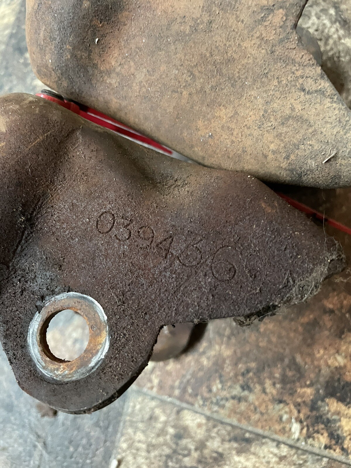 Small Block Chevy V8 Motor Mount Brackets 334971 Clam Shell 305 327 350 ...