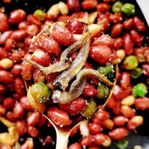 Small fish peanuts crispy small fish dried peanuts fried spicy peanut ...