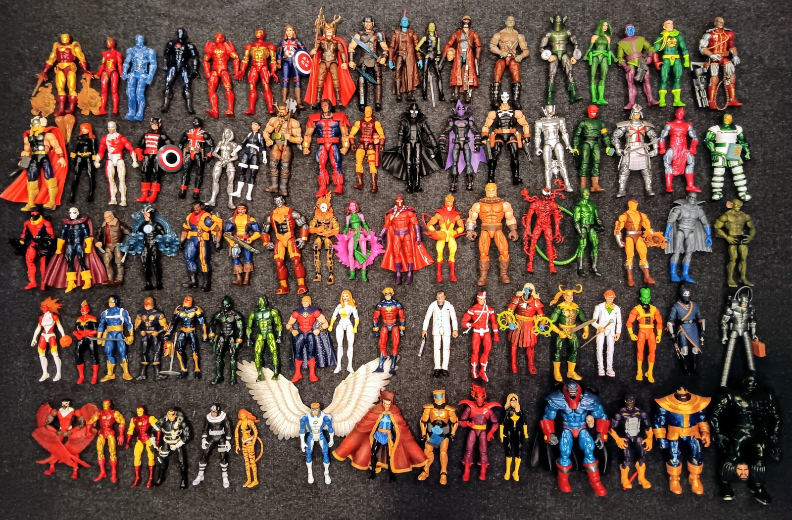 MASSIVE Marvel Legends Hasbro Toybiz Lot Loose 85 Action Figures Marvel ...