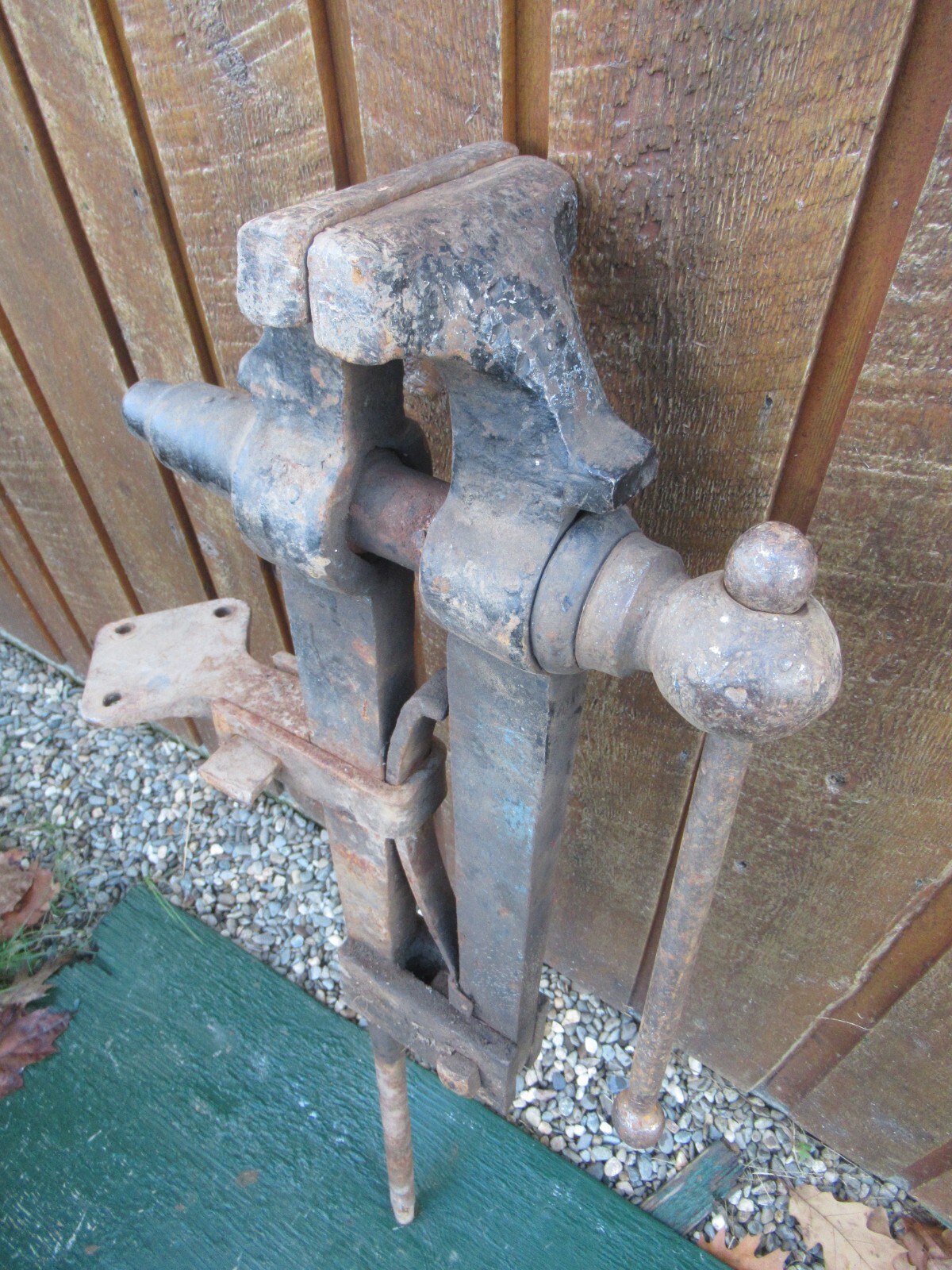 Vintage Blacksmith Weighs 60 Pounds Post Leg Stump Vise WITH 5" JAWS | eBay