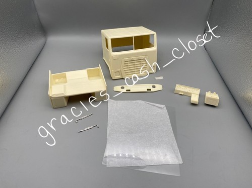 1/25 RESIN Ford W9000 AITM OOP Obsolete | eBay