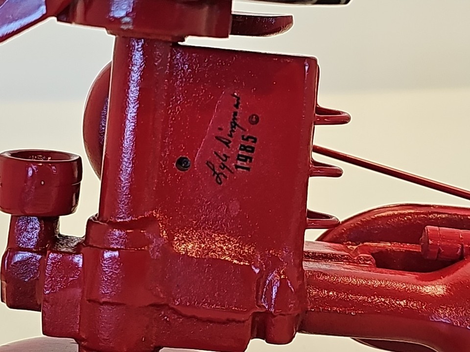 Custom 1/16 Farmall B Tractor toy IH Lyle Dingman Mccormick ...