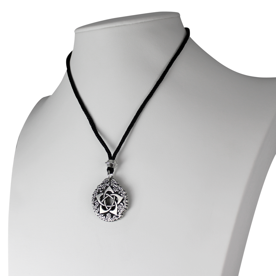 Small Pentacle of the Goddess Necklace Pentagram Wiccan Witch Pendant ...
