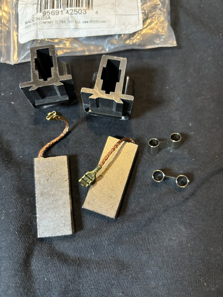 Ridgid 42503 Brush Set W/ Holders 230v | eBay