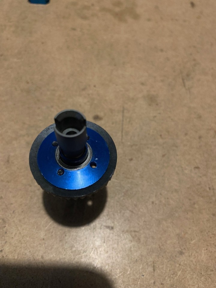 Team Associated 1/10 rc10 NTC3/TC3 Front Blue ONE WAY DIFF, AS NEW ...