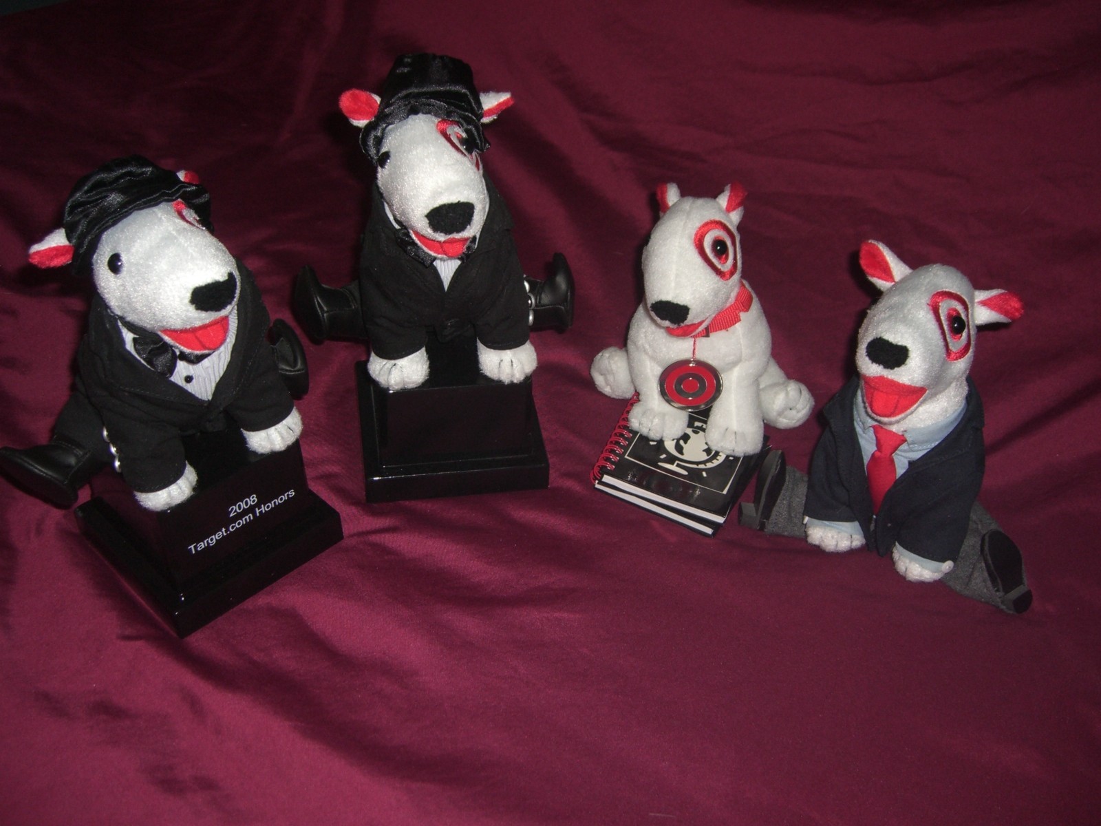 4 2008 Target Bullseye 7" Plush Dogs Honors Education Executive (Bob ...