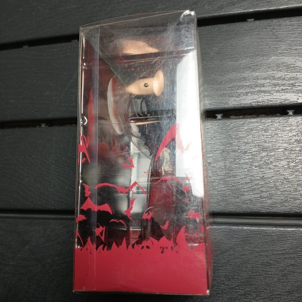 HELLSING ALUCARD FIGURE COLLECTION HELLSING SEARCH & DESTROY BLOOD ...