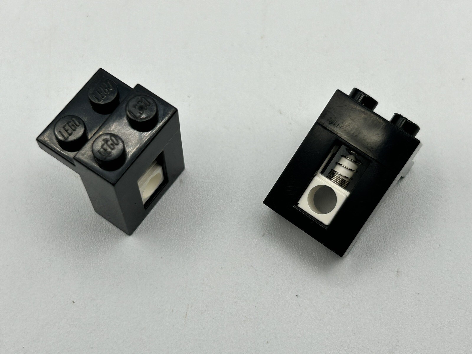 LEGO Parts 2 Brick Modified 1 x 2 x 2 1/3 w Spring Unit (Shock Absorber ...
