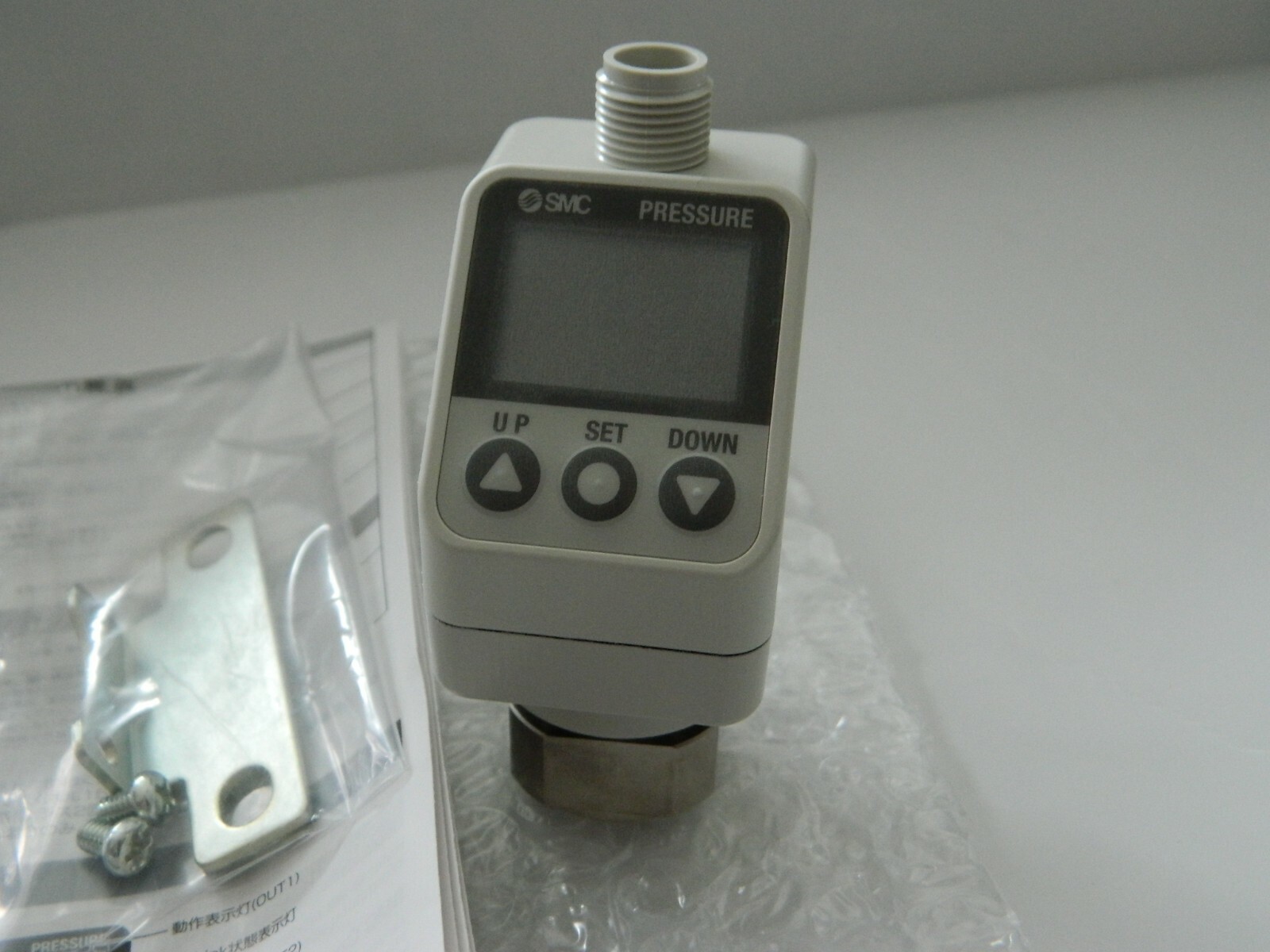 NEW SMC ISE77G-F02-L2-A High Precision Digital Pressure Switch with screen | eBay