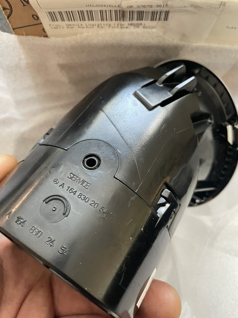 MERCEDES Ml W164 GL X164 Front Right Interior Air Vent A1648302054 for ...