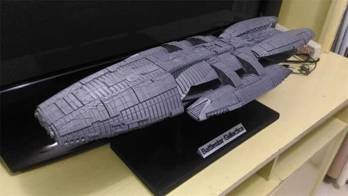 Handmade Battlestar Galactica Spaceship Model Resin Spacecraft Figure ...