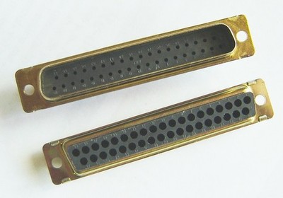 ~Qty=1 AMP 205210-1 HDP-20 Plug DB37 Pin Male Snap-in Contacts ...