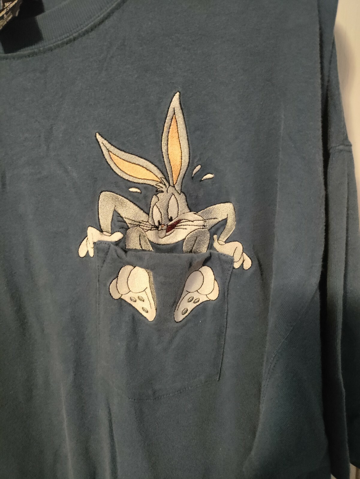 VTG Looney Tunes Embroidered Pocket T-Shirt WB Store … - Gem