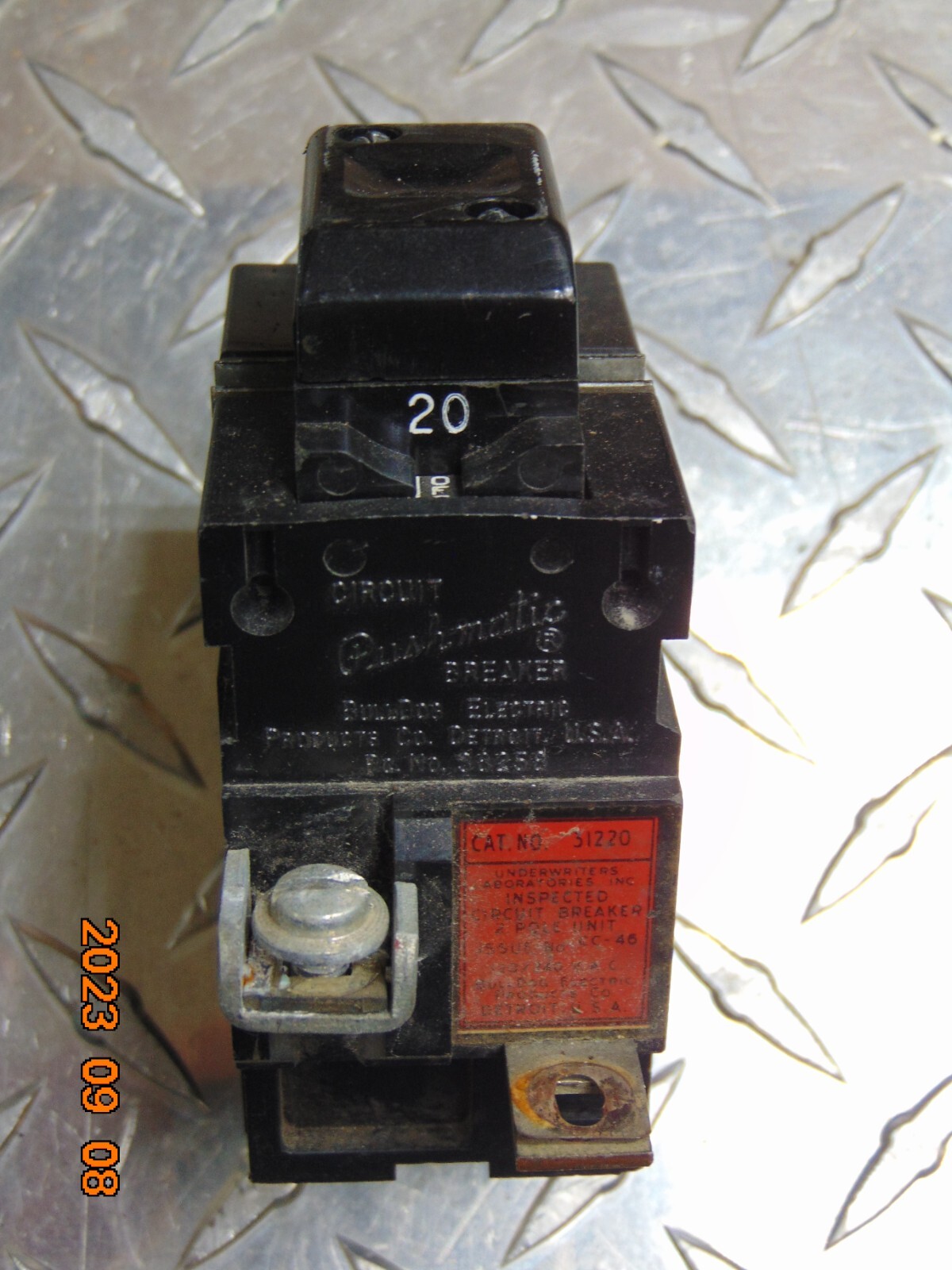 (1) Bulldog 31220 2 Pole Pushmatic Circuit Breaker 20A 120/240VAC | eBay