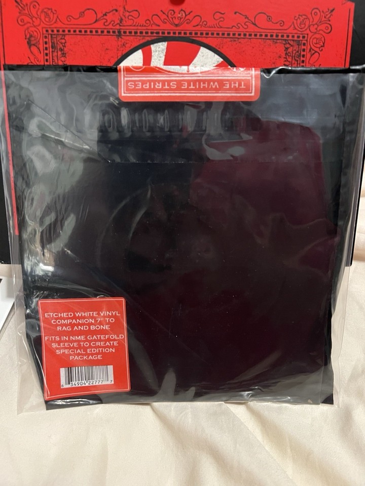 The White Stripes 45” Vinyl Record Box + (5) 45 RPM Records! *ULTRA ...