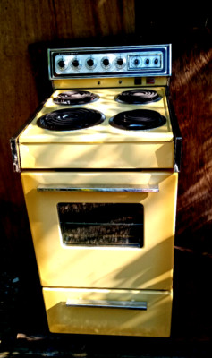 Stoves - Magic Chef Antique Stove