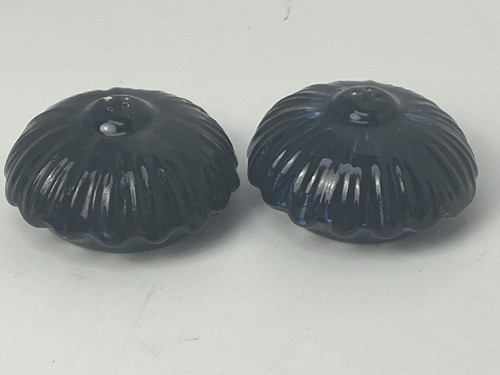 Vintage Dark Blue Glaze Daisy Salt & Pepper Shakers Set Evil Look 1 Day ...