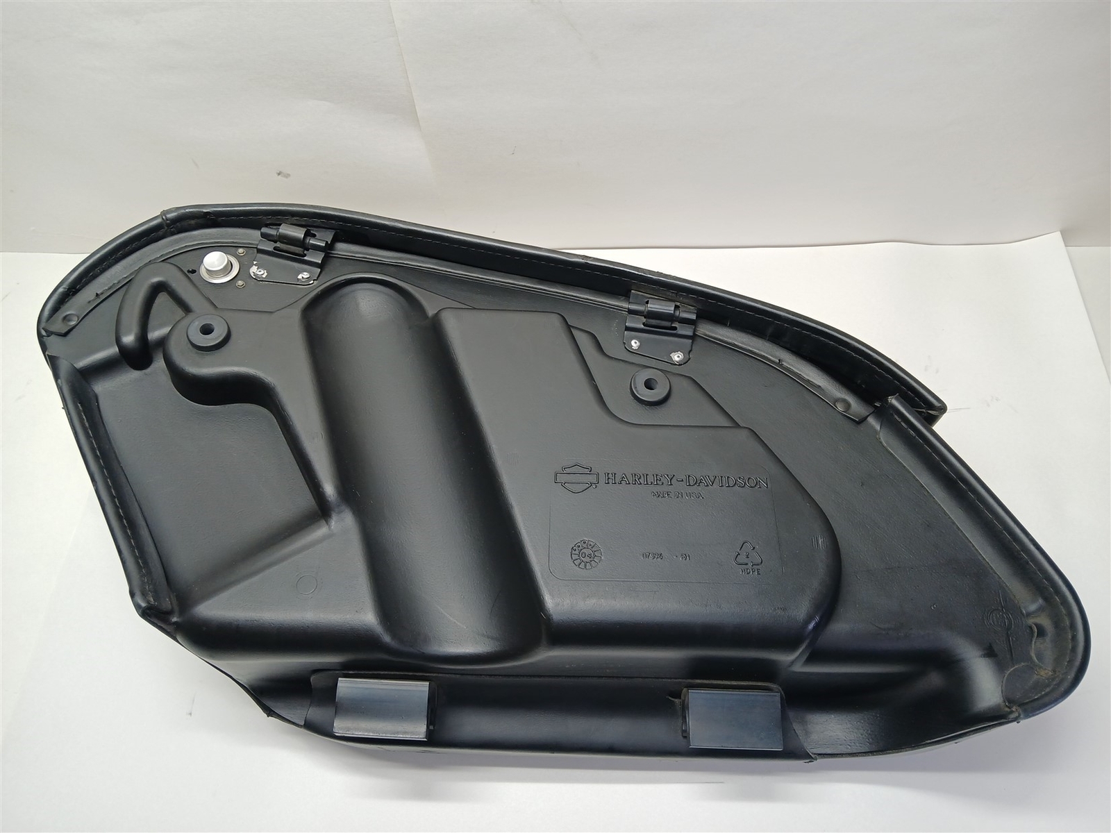 Harley-Davidson 2006 FLHRS Road King Leather Saddlebags 91316-04 / ...