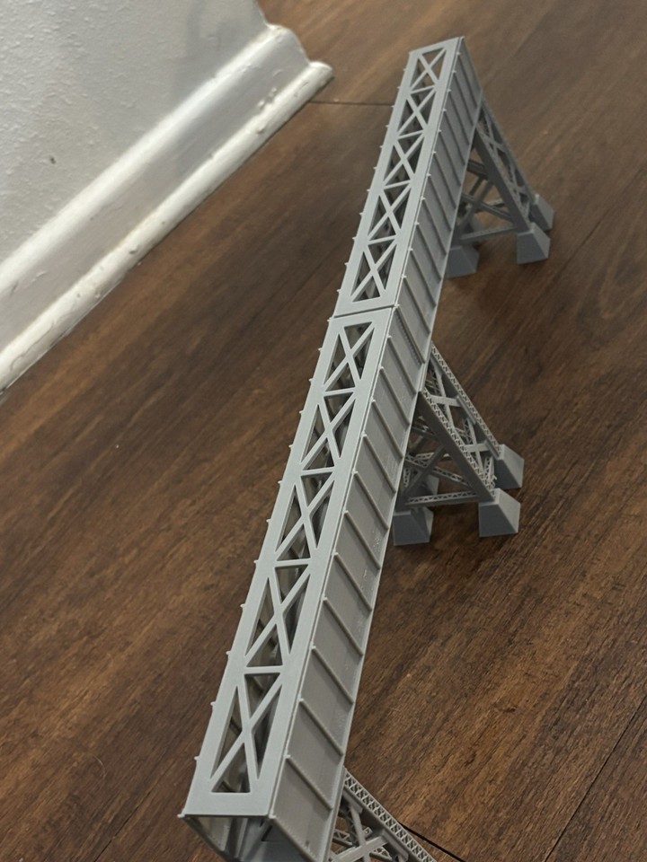 HO Scale Steel Girder Box Style Bridge 18”Long, 5.25” High To Bed | eBay