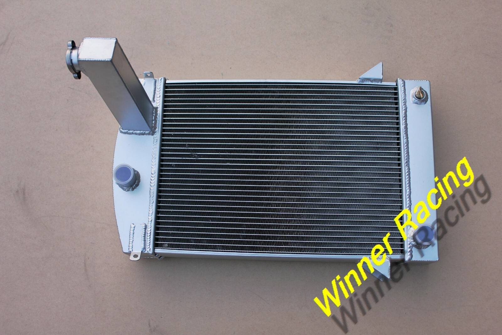 ALUMINUM RADIATOR FOR TRIUMPH TR2/TR3/TR3A/TR3B MT 1953-1957 54 55 56 ...