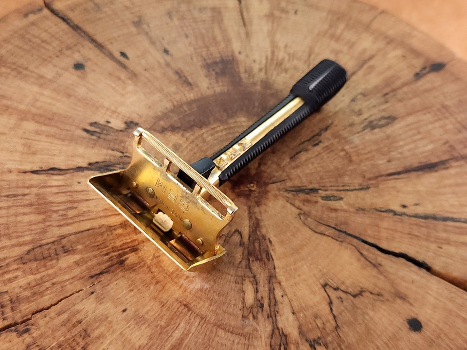 GEM Pushbutton Gold VTG Single Edge Safety Razor | eBay