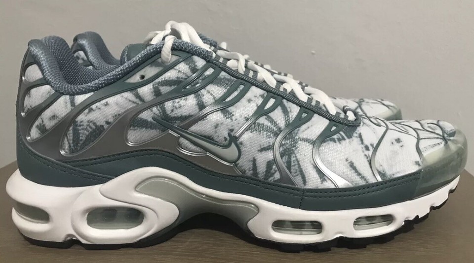 Nike Air Max Plus TN Palm Pack Green White Sneakers CI2301-300 Men’s ...