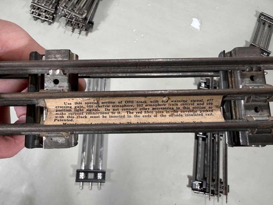 24 Vintage Prewar Lionel Train Track 8 Curved + 16 Straight plus ...