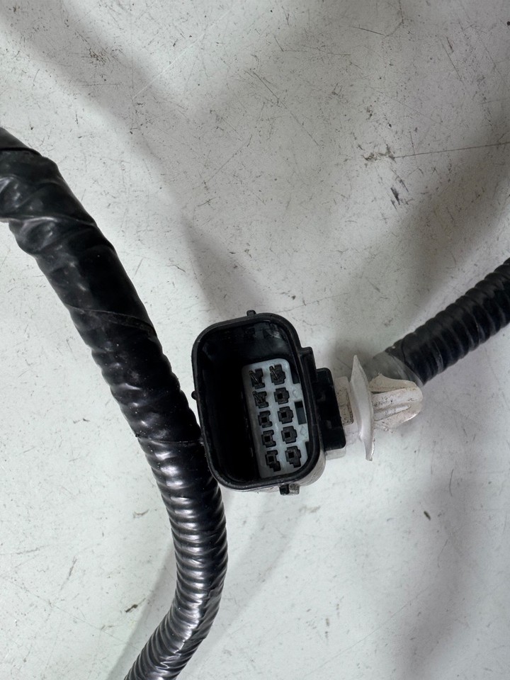 2018 2019 2020 Toyota Camry Front bumper parking sensor harness OEM ...