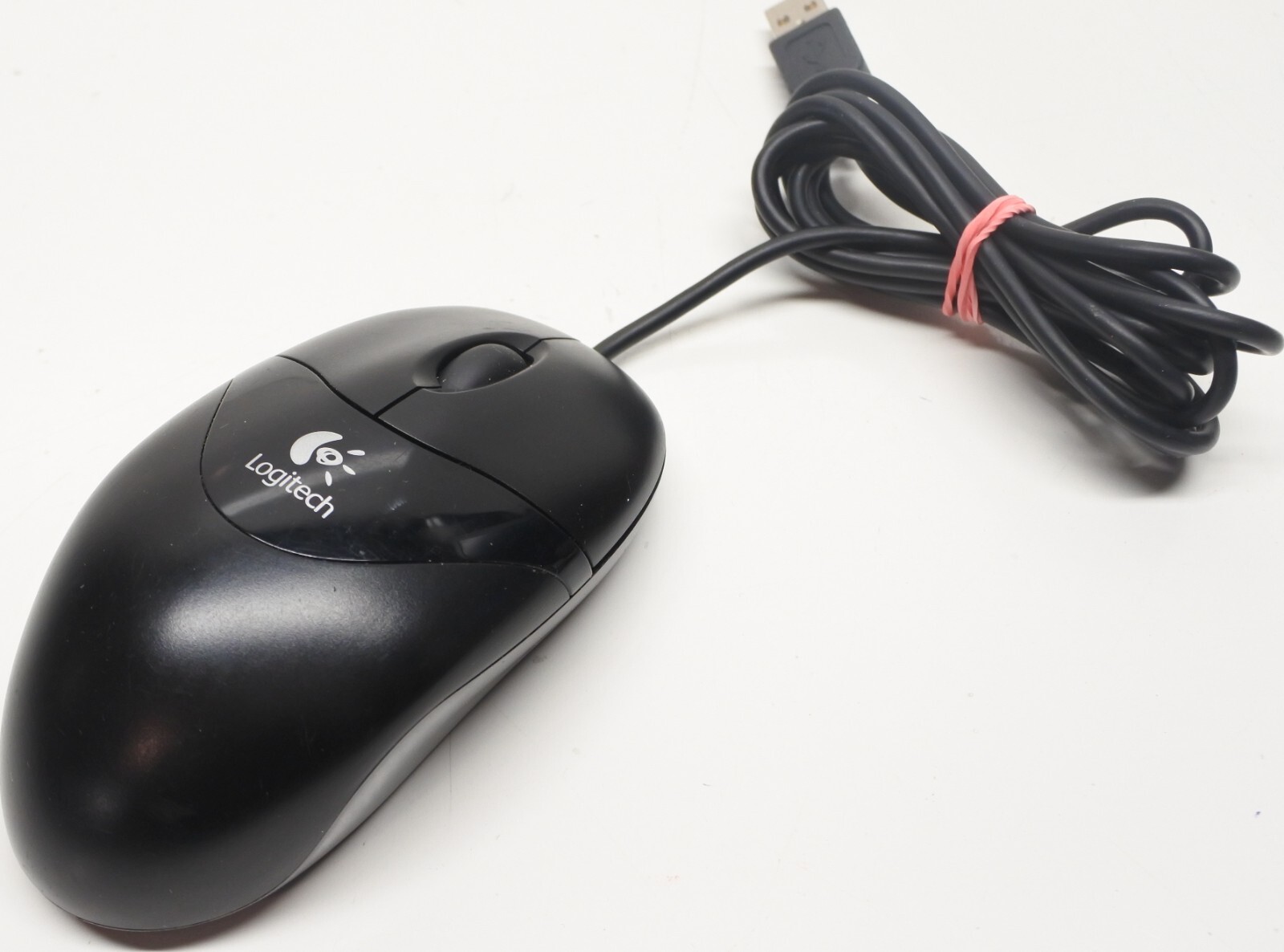 Logitech Optical Mouse Model M-BT96A Black w/ Scroll Wheel and USB Port ...