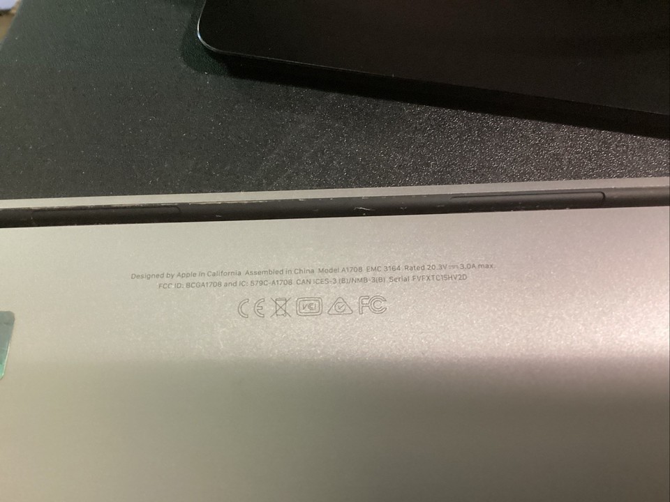 Apple MacBook Pro 2017 13" A1708 i5-7360U 2.3GHz 8GB DDR3 256GB SSD ...