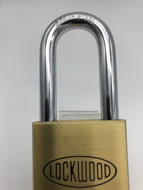Lockwood Padlock 334b45 Commercial Grade 48mm Boron Steel Shackle Easy ...