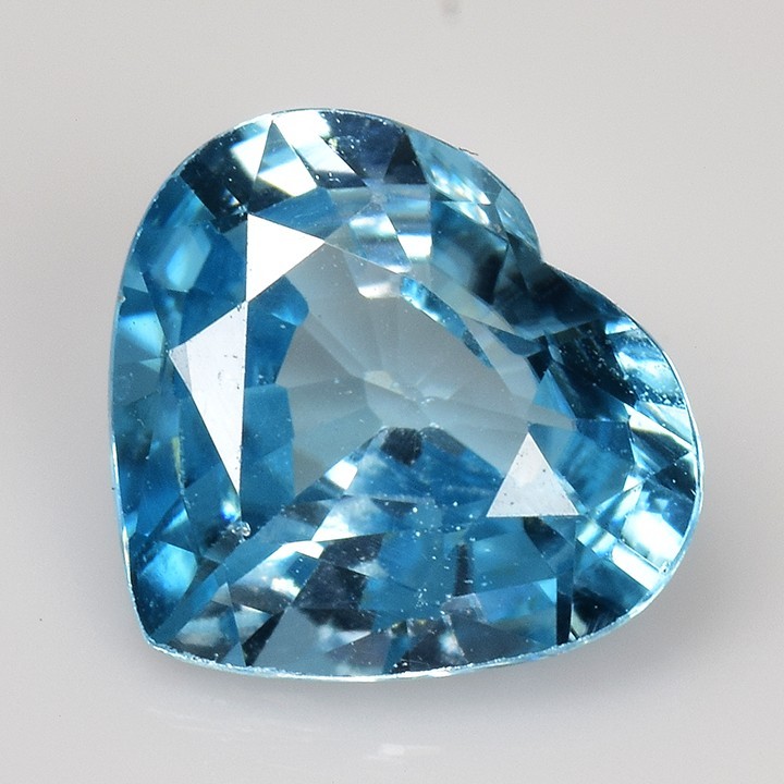 1.65 Ct & 7x7.5x3.5 mm_ Splendid Luster Natural Blue Zircon Heart Loose ...