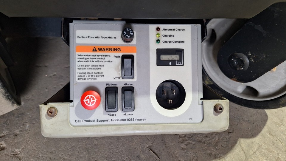 CROWN WAV 50-118 Work Assist Vehicle Crown Wave 252 Hours Man Lift New ...