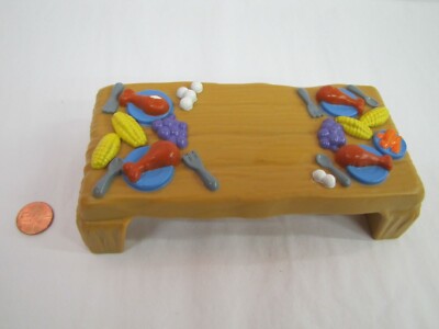 Fisher Price Little People Thanksgiving Feast Celebration Table Turkey ...