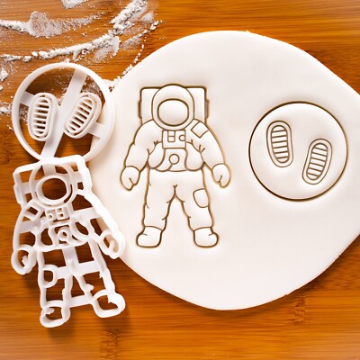 Space Astronaut & Footprints Cookie Cutters Moon nasa spaceman galaxy ...
