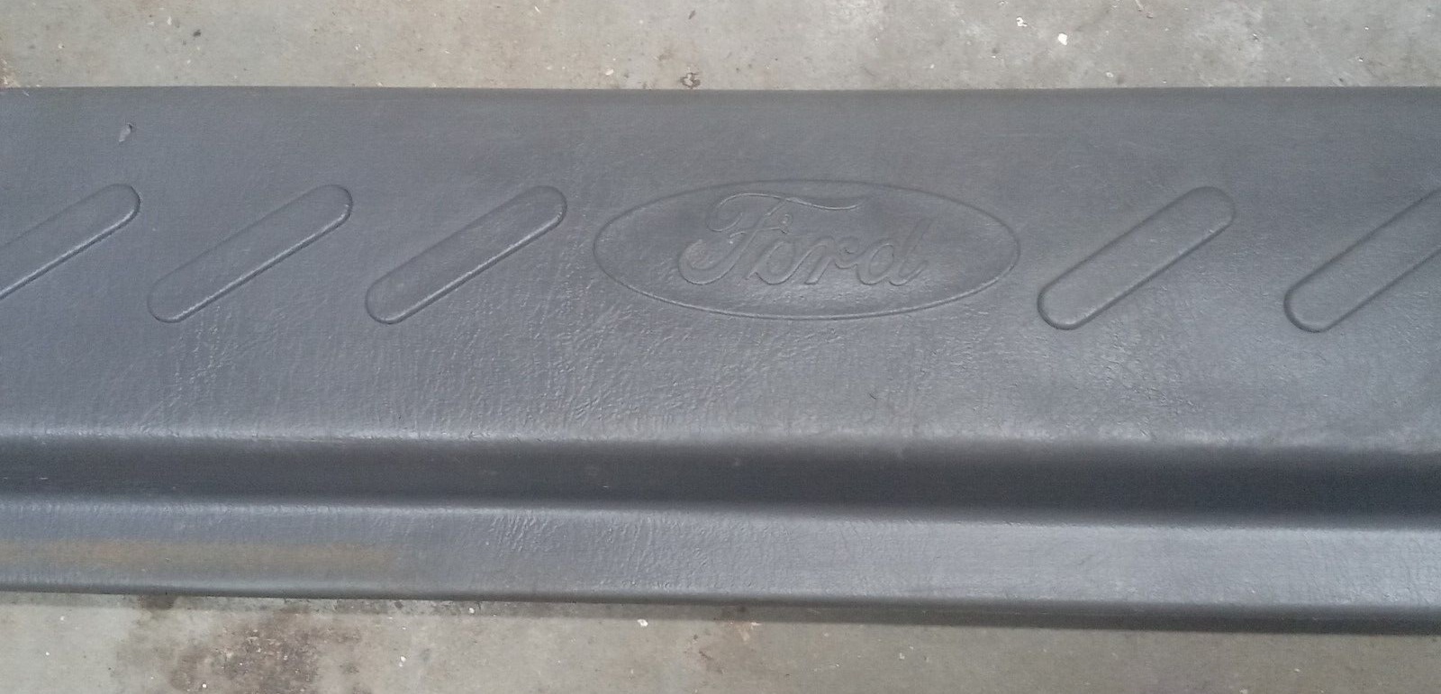 97 - 03 Ford F-150 SuperCab right door sill scuff plate F85B-1513200 ...