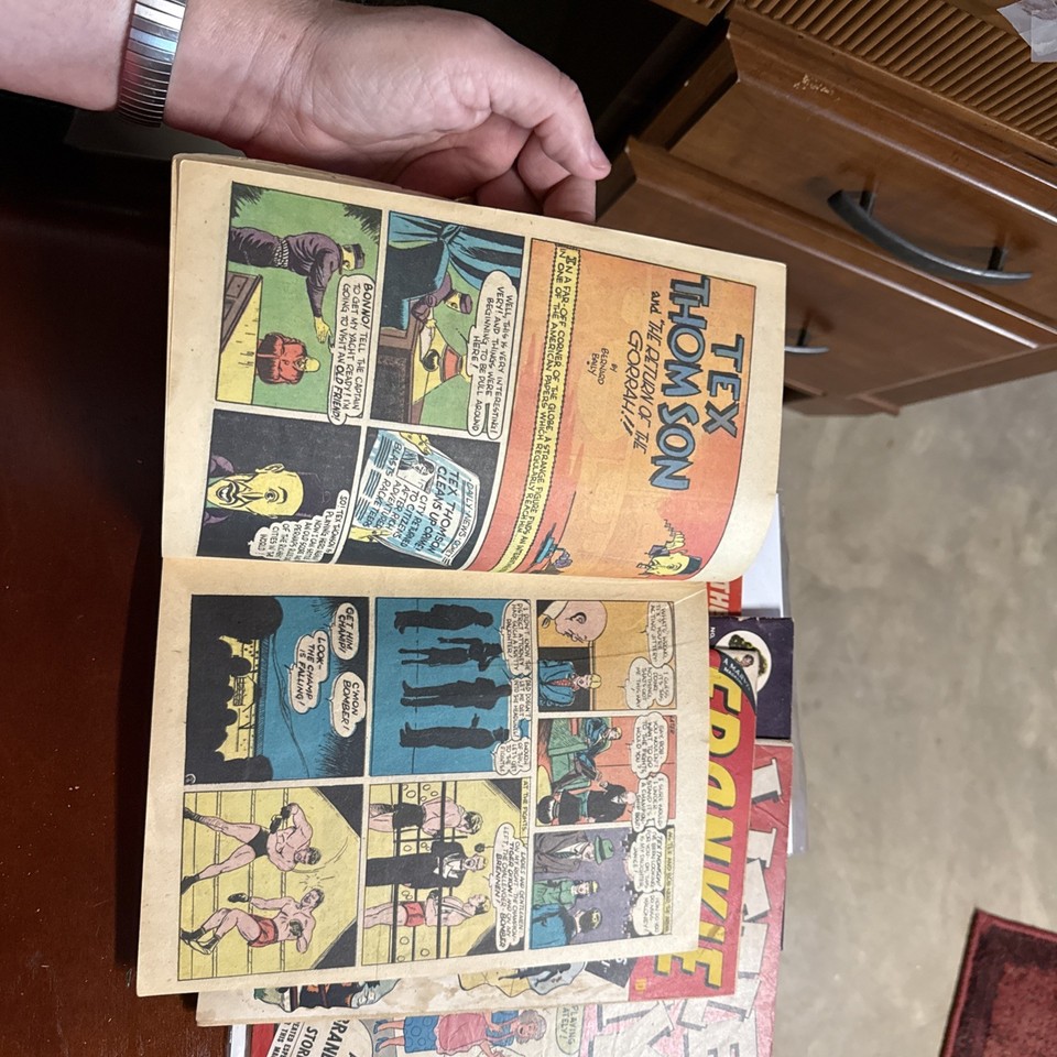 Action 27 Taped detached paper replaced cvr Superman 1940 | eBay